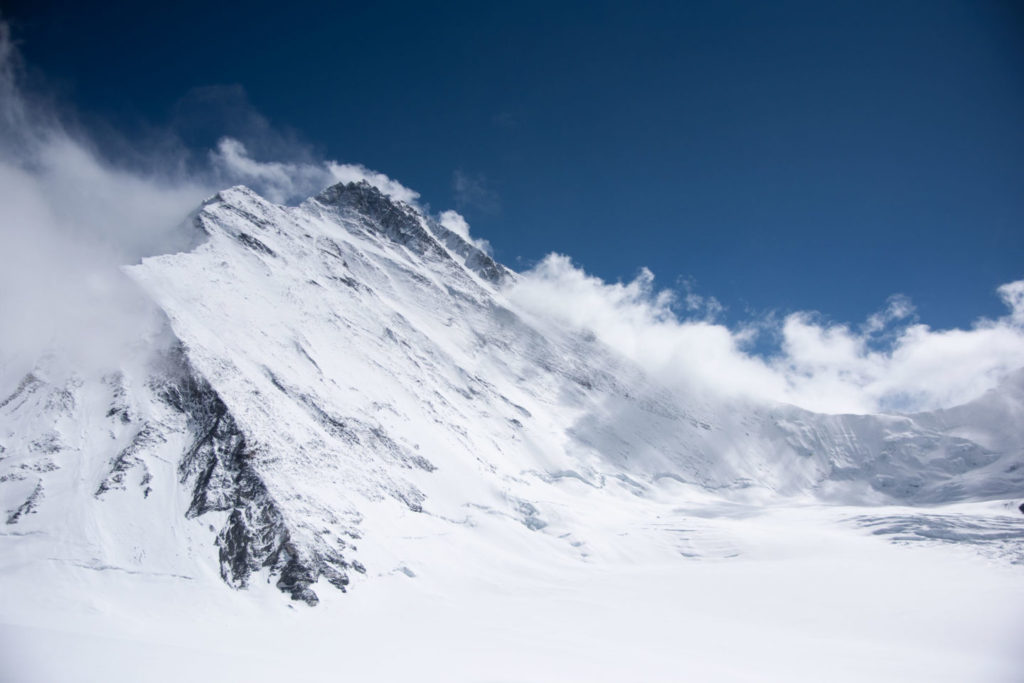 Mt Everest North Side Expedition - Himalaya Alpine Guides རླུང